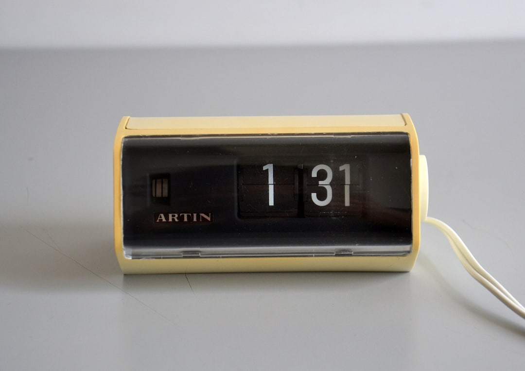 Vintage Flip Clock ARTIN Roll Clock in Working Condition - Etsy