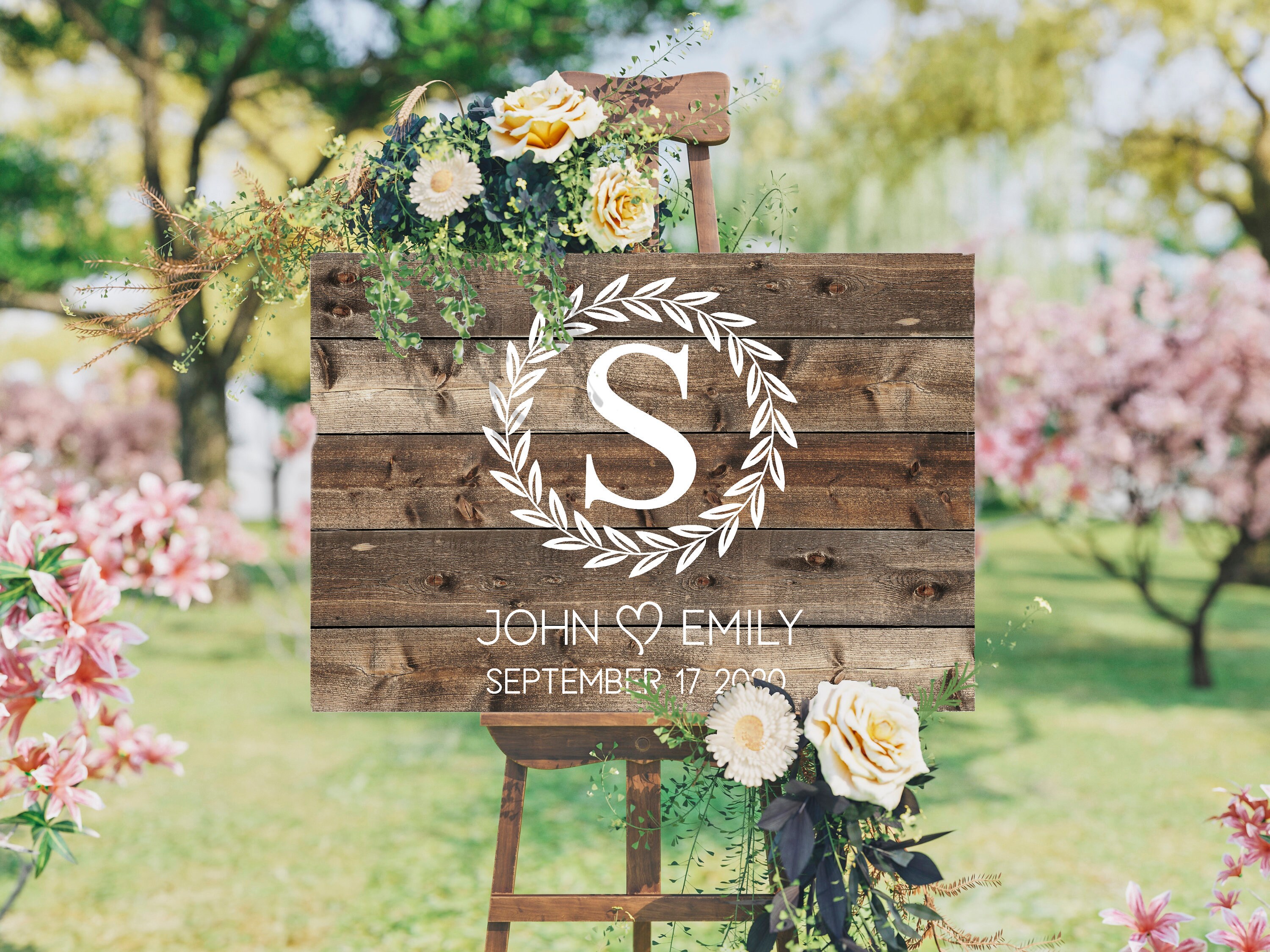 Last Name Sign Monogram Sign Wedding Sign Wood Family Name - Etsy