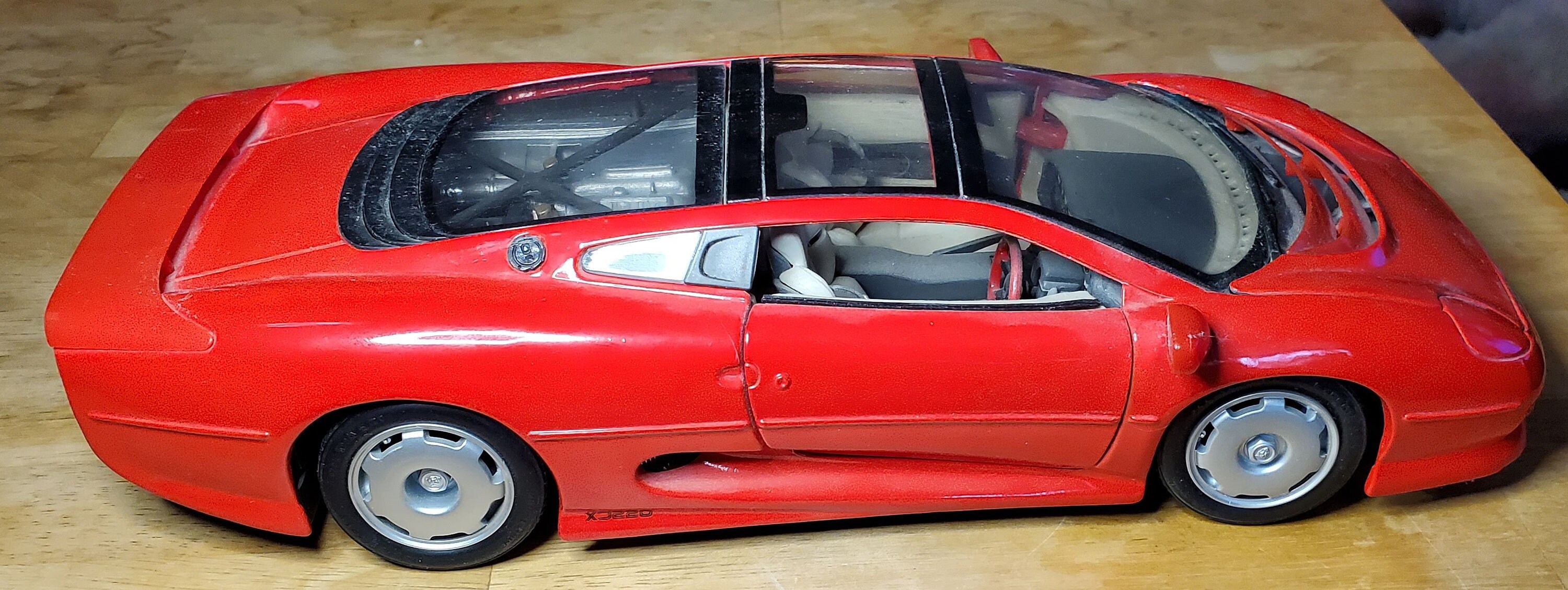 Maisto 1992 Jaguar XJ220 Special Edition 1:18 Scale Die Cast Model Car 1 - Etsy