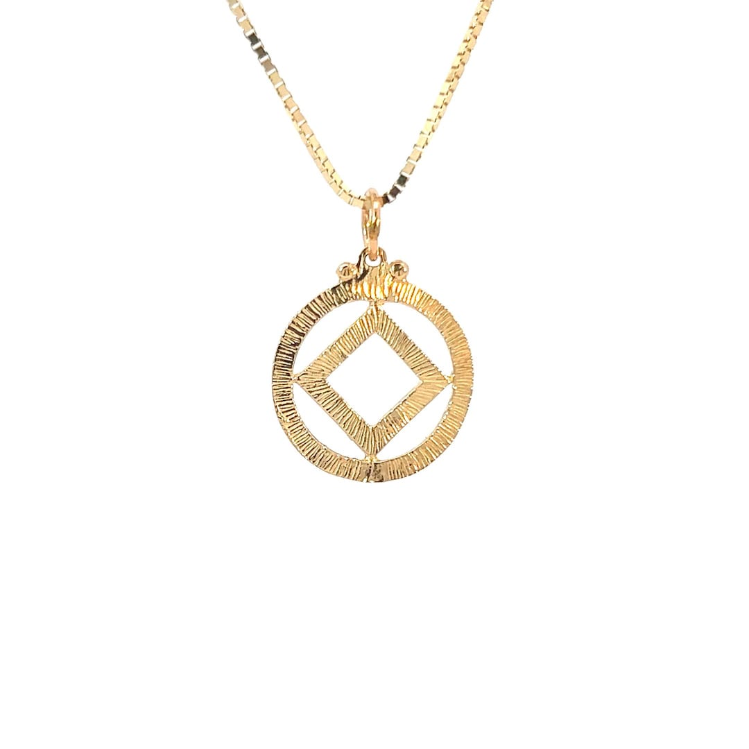 NA 14k Gold Pendant, Narcotics Anonymous NA Symbol in a Textured Circle ...