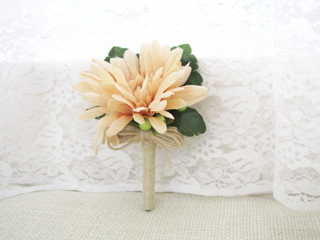 Peach Daisy Corsages / Boutonnieres, Daisy Boutonnieres, Peach Wedding ...