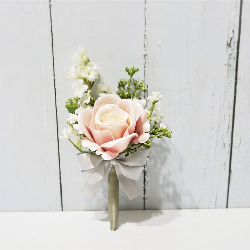 Blush Boutonniere - Etsy