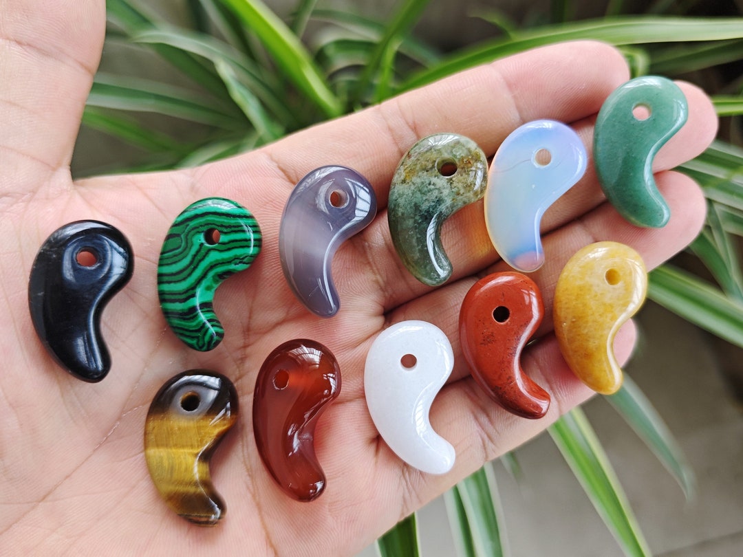 Magatama Charms Assorted Crystal Comma Pendant Beads Yin Yang Gemstone Pendant Charms Obsidian ...
