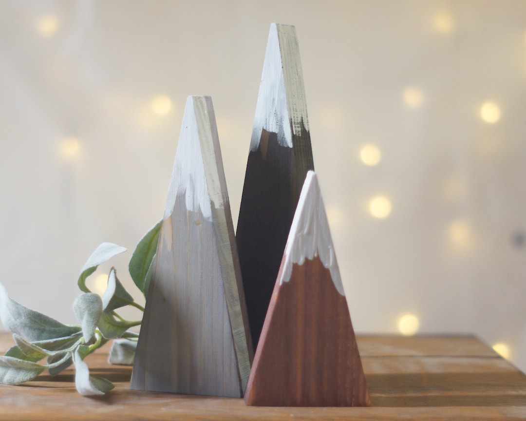 Wooden Wood Mountain Decor Set, Cabin Wanderlust, Monochrome Farmhouse ...