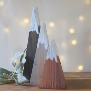 Wooden Wood Mountain Decor Set, Cabin Wanderlust, Monochrome Farmhouse ...
