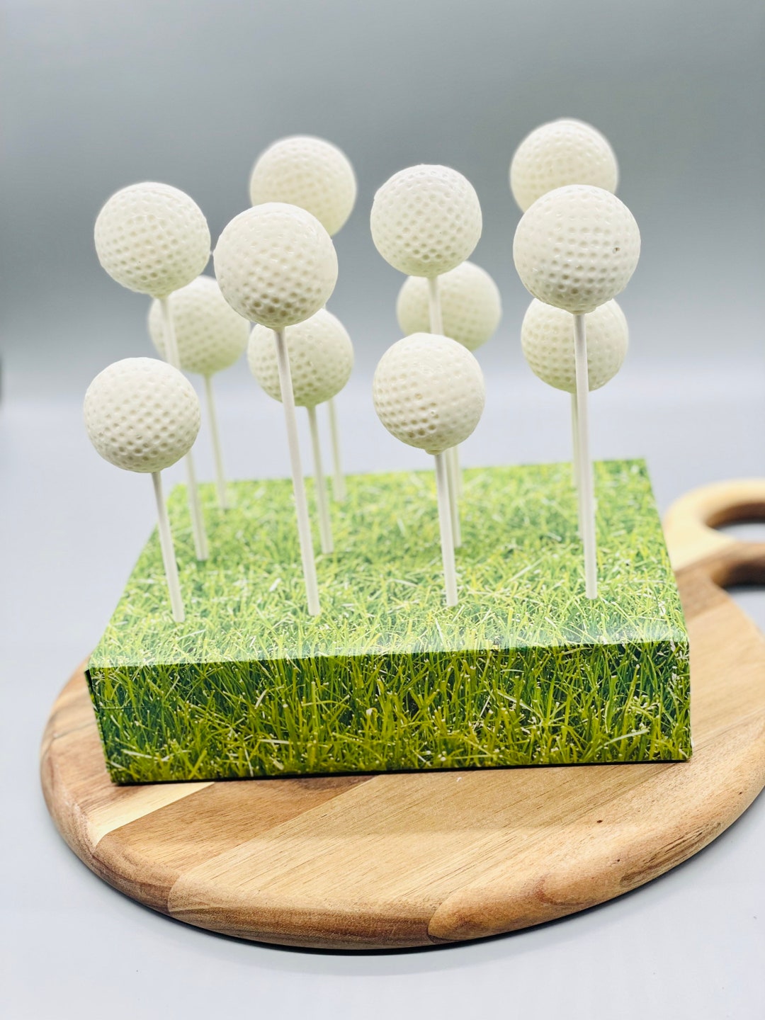 Custom Cake Pops / Golf Ball Cake Pops (1 Dozen) - Etsy