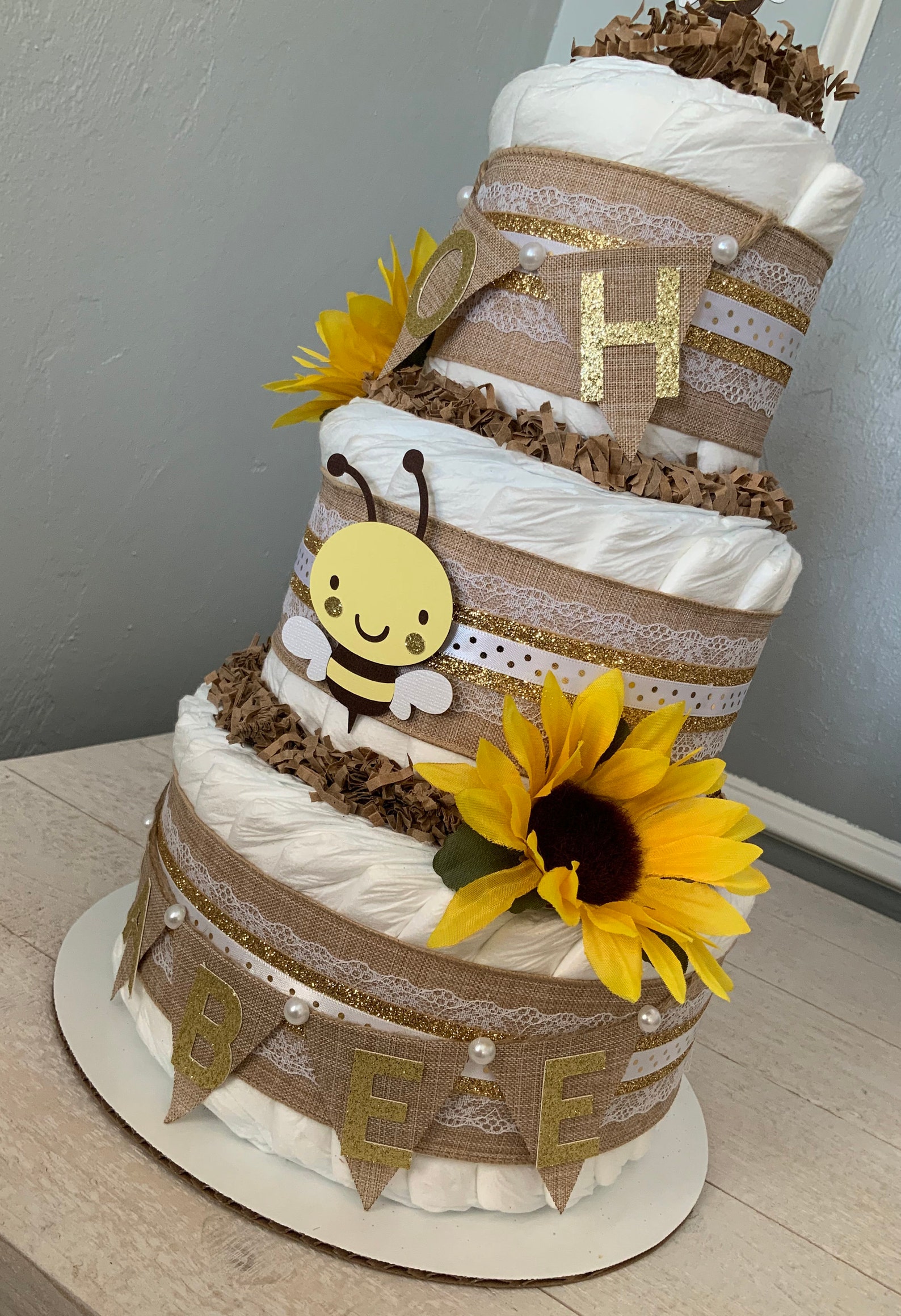 Bumble Bee Diaper Cake/bumble Bee Baby Shower Cente/rustic - Etsy