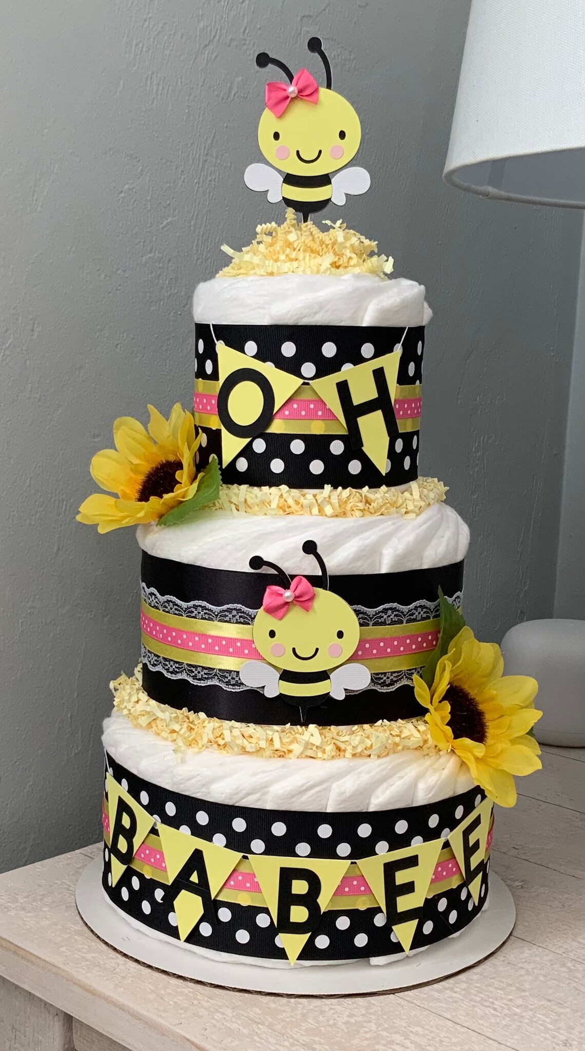 Bumble Bee Diaper Cake/bumblebee Baby Shower Cente/rustic - Etsy