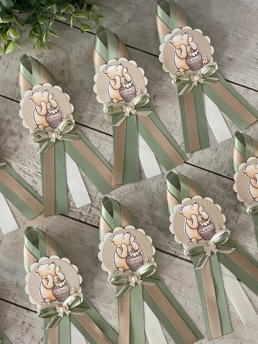 Classic Pooh Guest Pins/boy Classic Pooh Guest Pins, Green Classic Pooh ...