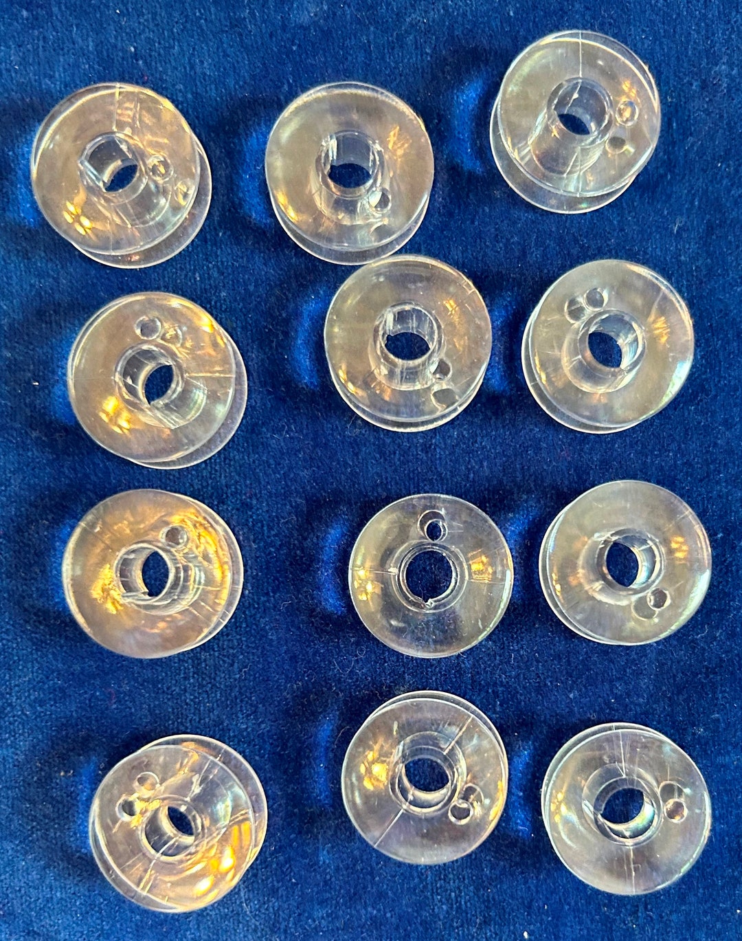 12 Plastic One Piece Sewing Bobbins - Etsy
