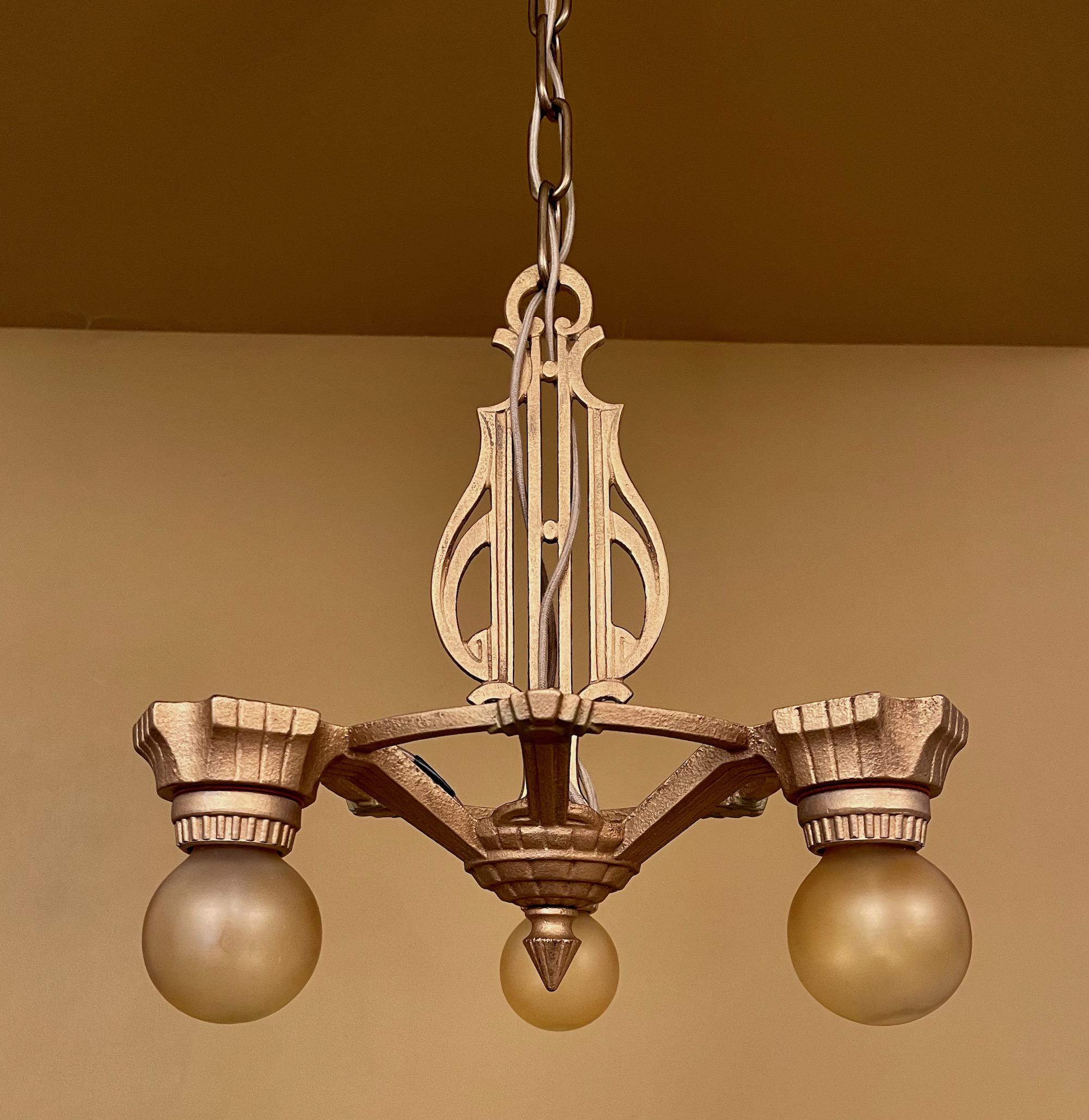 Vintage Lighting 1930s PURITAN Foyer Chandelier. Restored! - Etsy