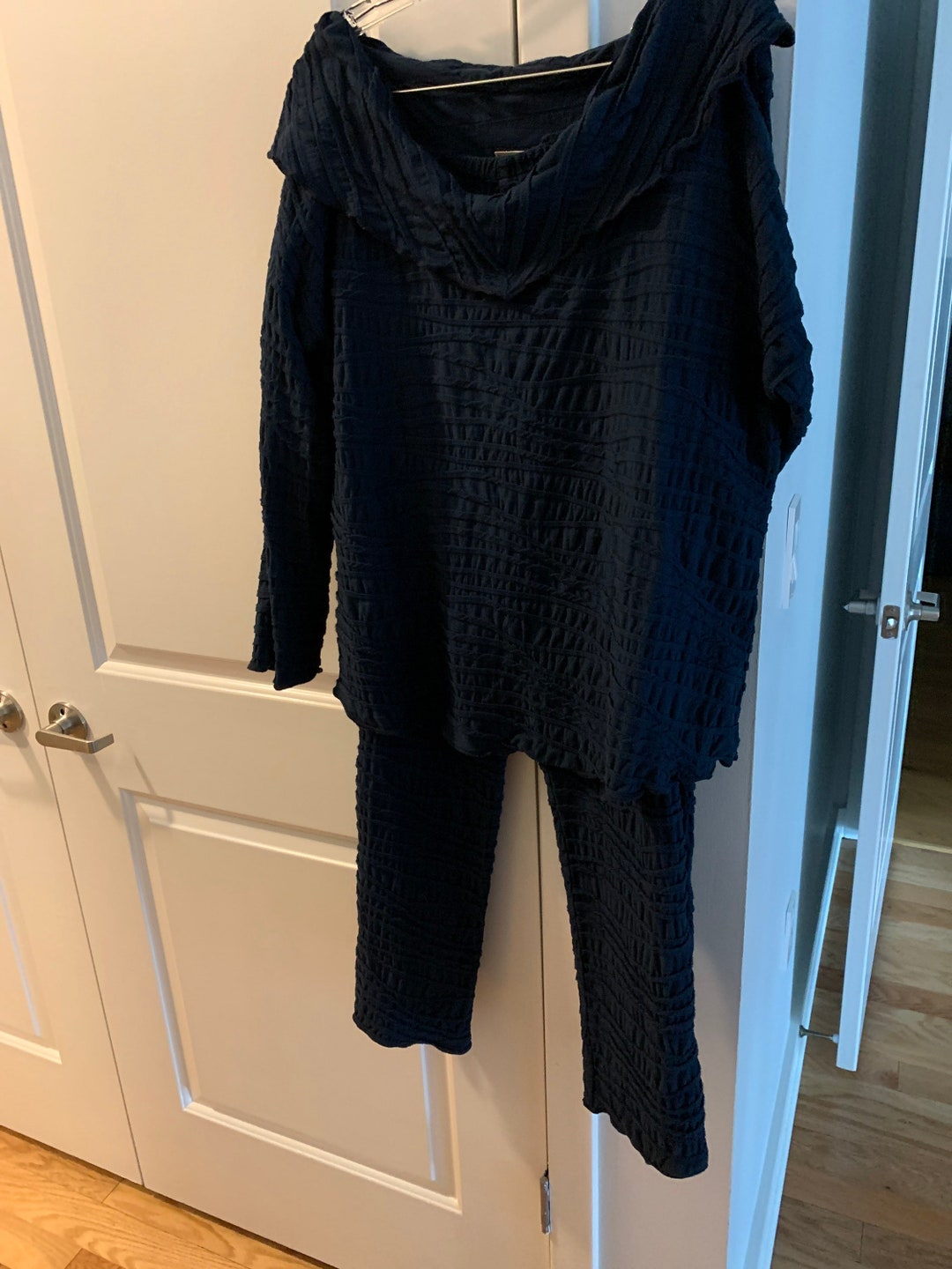 Easy Care, Elegant, Carol Turner Collection Navy Blue Top and Pant Set ...