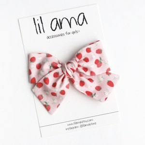 Strawberry Bow, Berry First Birthday Hair Bow, Baby Girl Gift - Etsy
