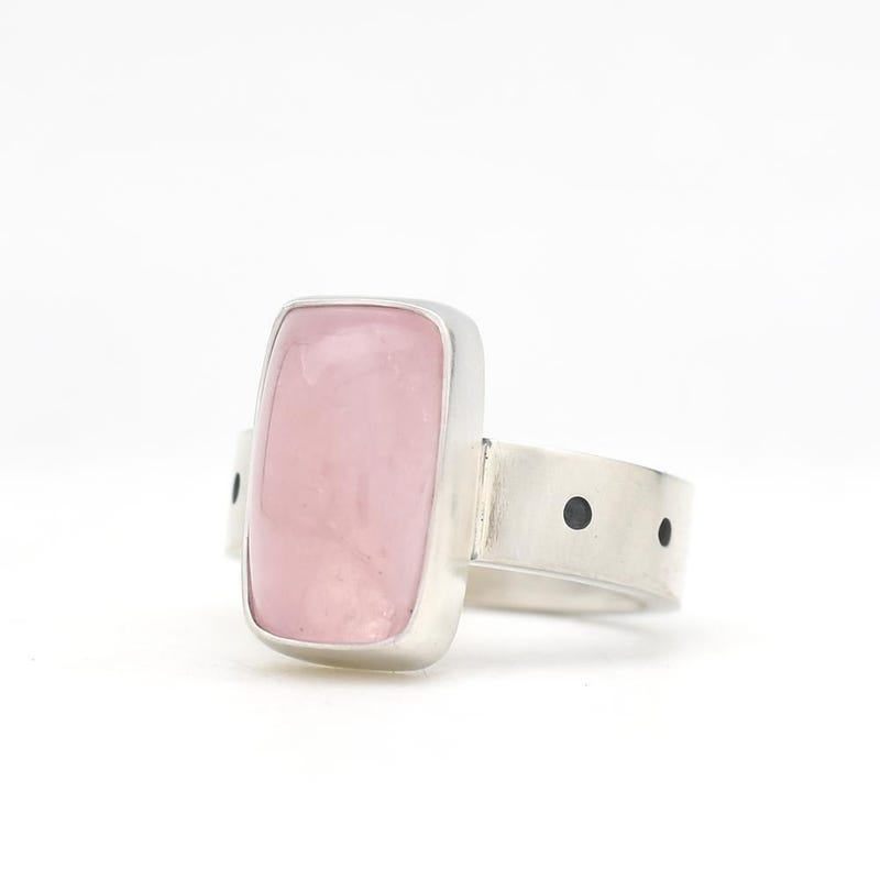 Pink Beryl Ring - Etsy