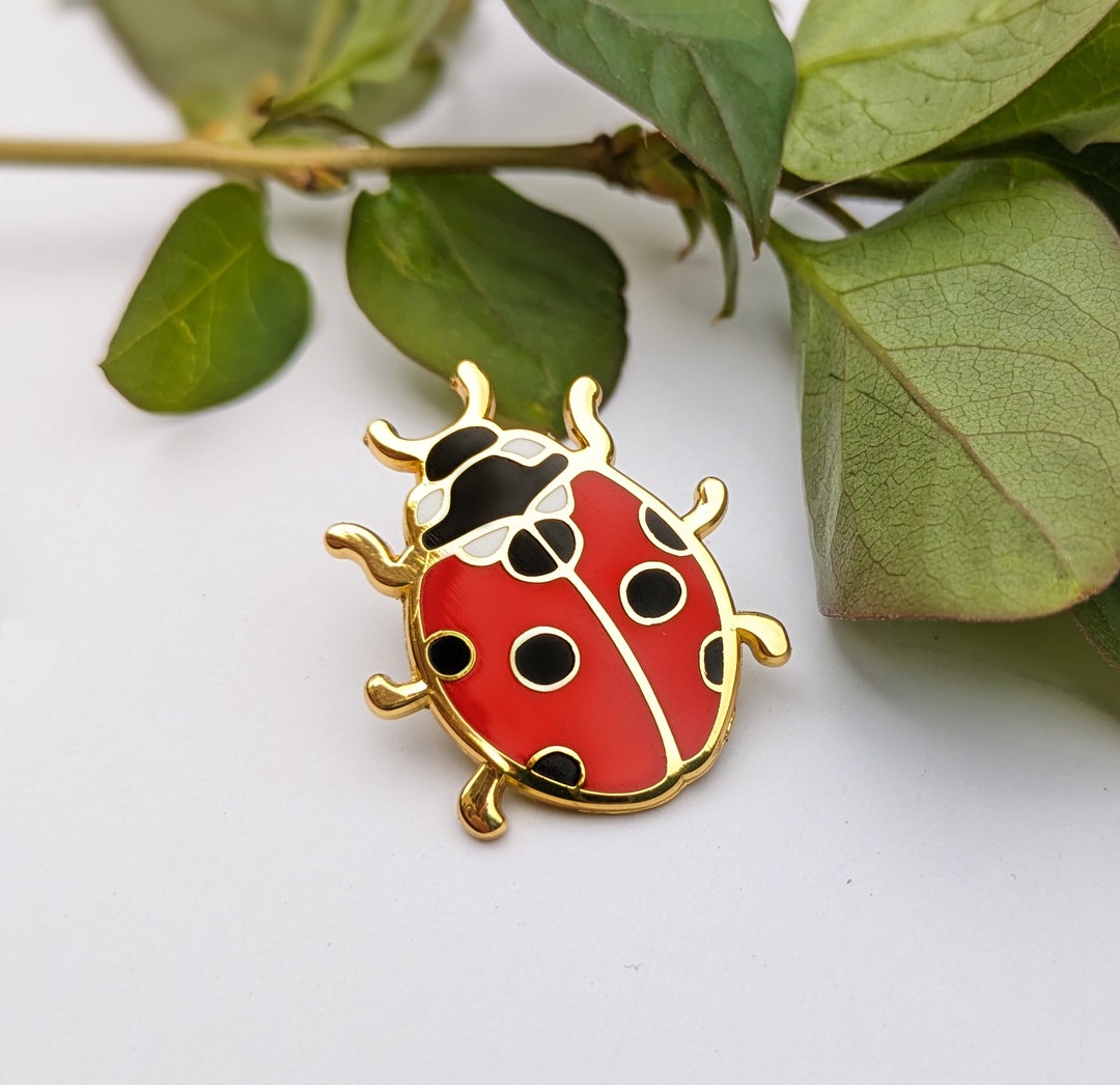 Ladybug - Hard Enamel Pin in Gold - Etsy