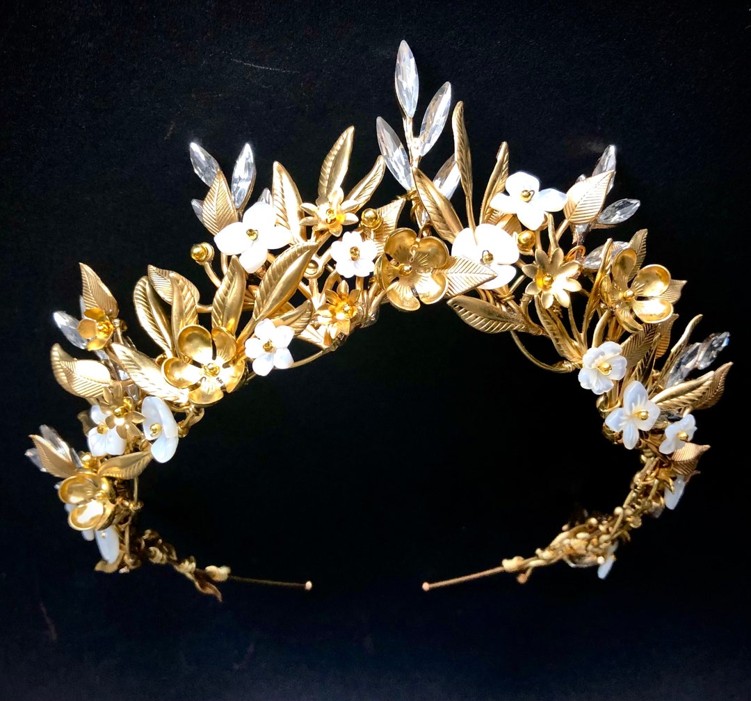 The ORLA Leaf Tiara Rhinestone Sparkle Mermaid Crown - Shell Flowers ...