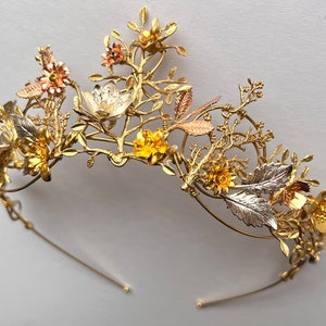 The ANEMONE Flower Leaf Branch Tiara Diadem Crown - Leaves Floral Rose ...