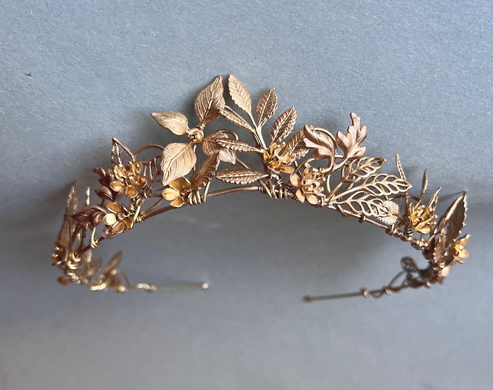 The ISLA - Gold Leaf Hair Vine: Peaked Bridal Headpiece With Flowers - Etsy