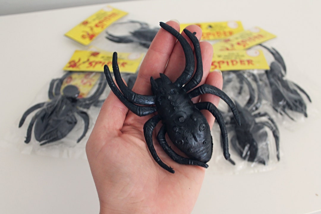 VINTAGE Trick Spider, Halloween Party Favors for Kids, Fake Spiders ...