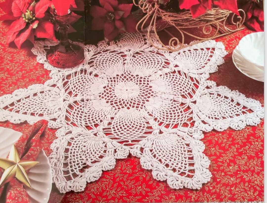 Vintage Crochet Lacey Pattern Pineapple Star Doily Large Table Mat ...
