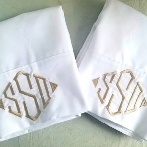 100% Cotton Monogrammed White Sheet Set Custom Diamond Embroidery ...