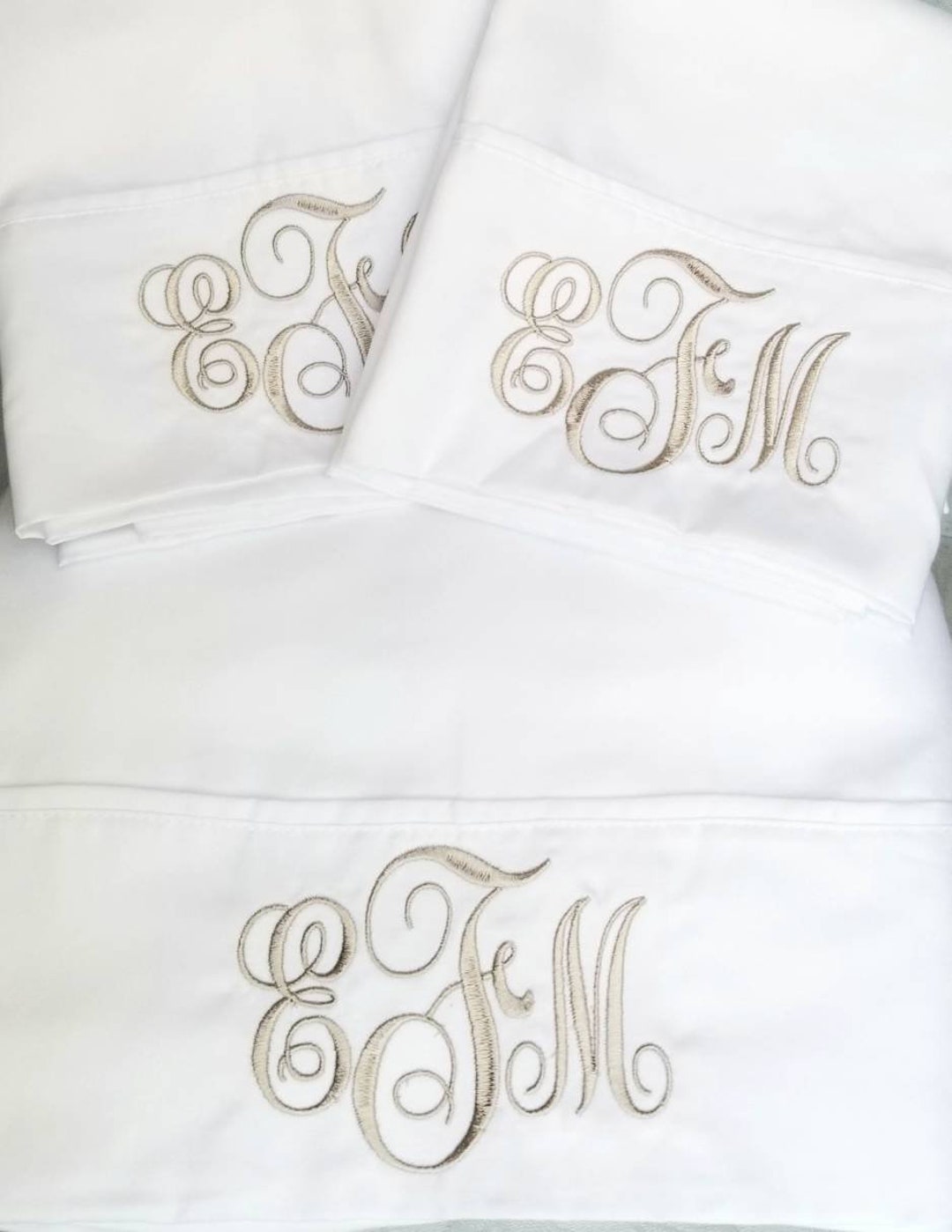 Monogrammed White Sheet Set Custom Embroidery Monogrammed Bedding Queen ...