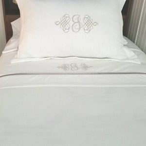 Monogrammed Sheet Set Custom Embroidery Monogrammed Personalized Sheets ...