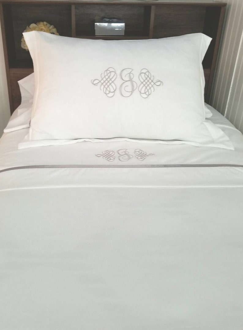 Monogrammed Sheet Set Custom Embroidery Monogrammed - Etsy