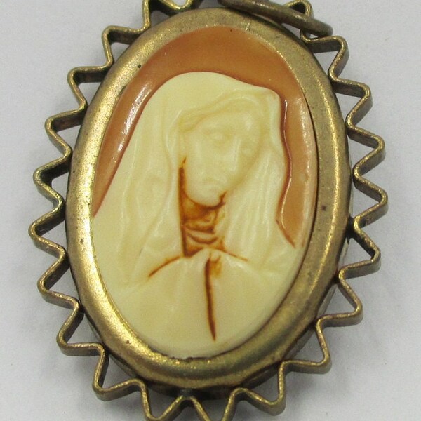 Italian Cameo - Etsy