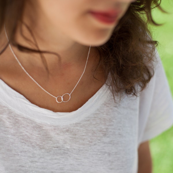 Two Rings Necklace - Etsy