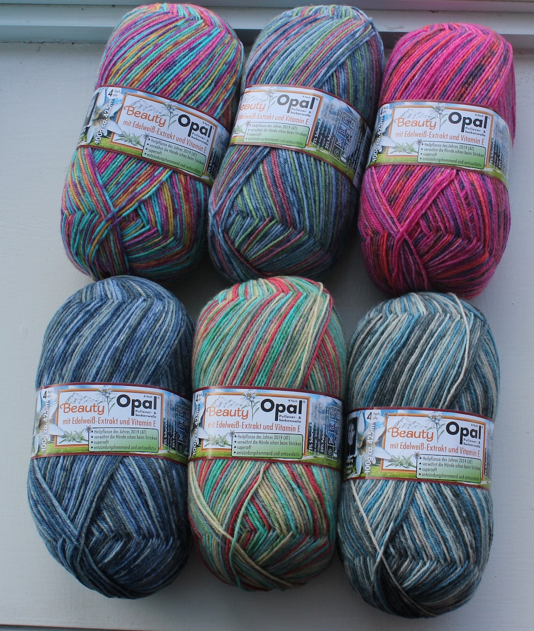 Eld6,eld2: Opal Sock Yarn Beauty 2 Colors 11150, 11152 75% Wool 25 ...