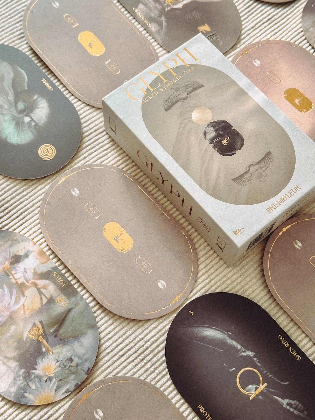 Glyph Sacred Symbols Oracle Deck: Archetypes, Ancient Wisdom, Celestial ...