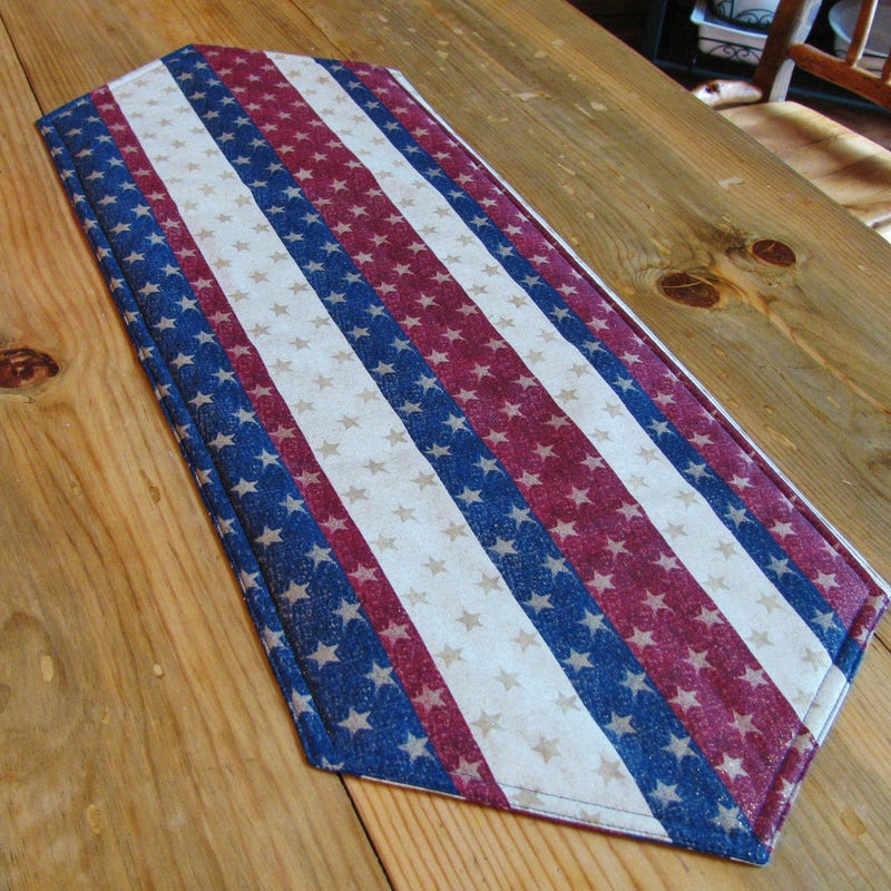 Patriotic Table Runner - Etsy