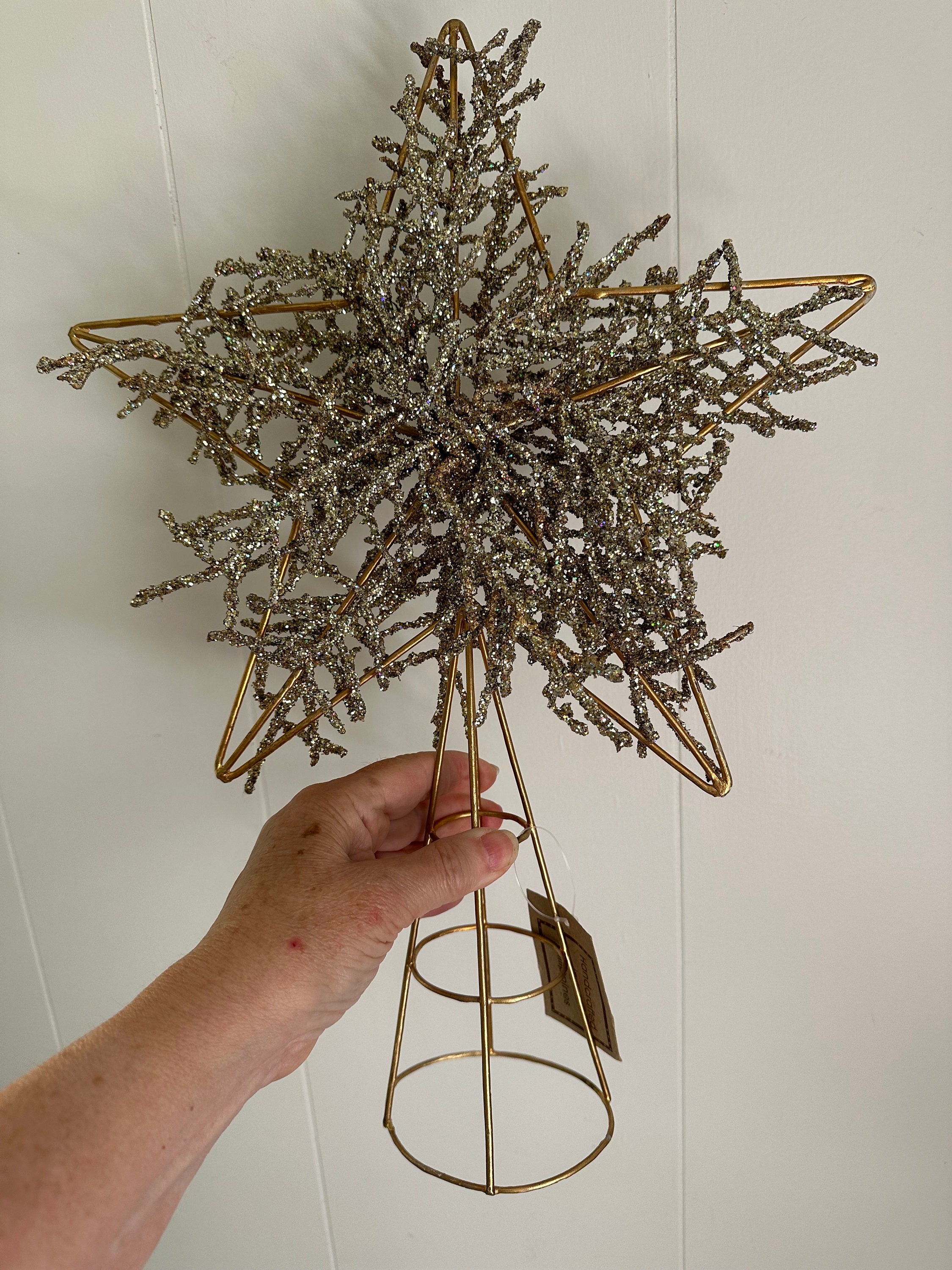Large Gold Star Christmas Tree Topper. Wire Star Topper With Sparkly ...