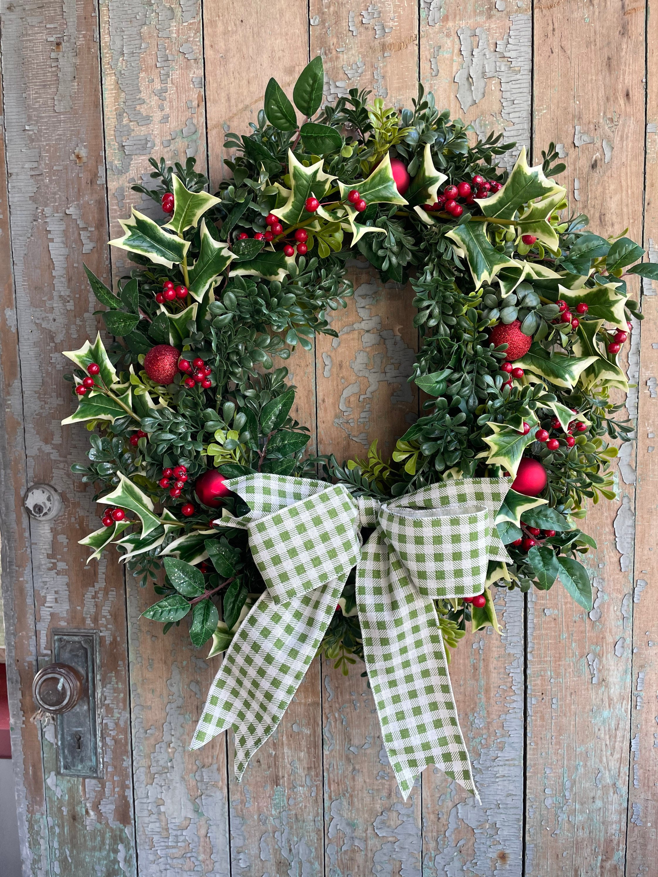 Christmas Boxwood and Holly Wreath, Holiday Wreath, Winter Wreath, Faux ...