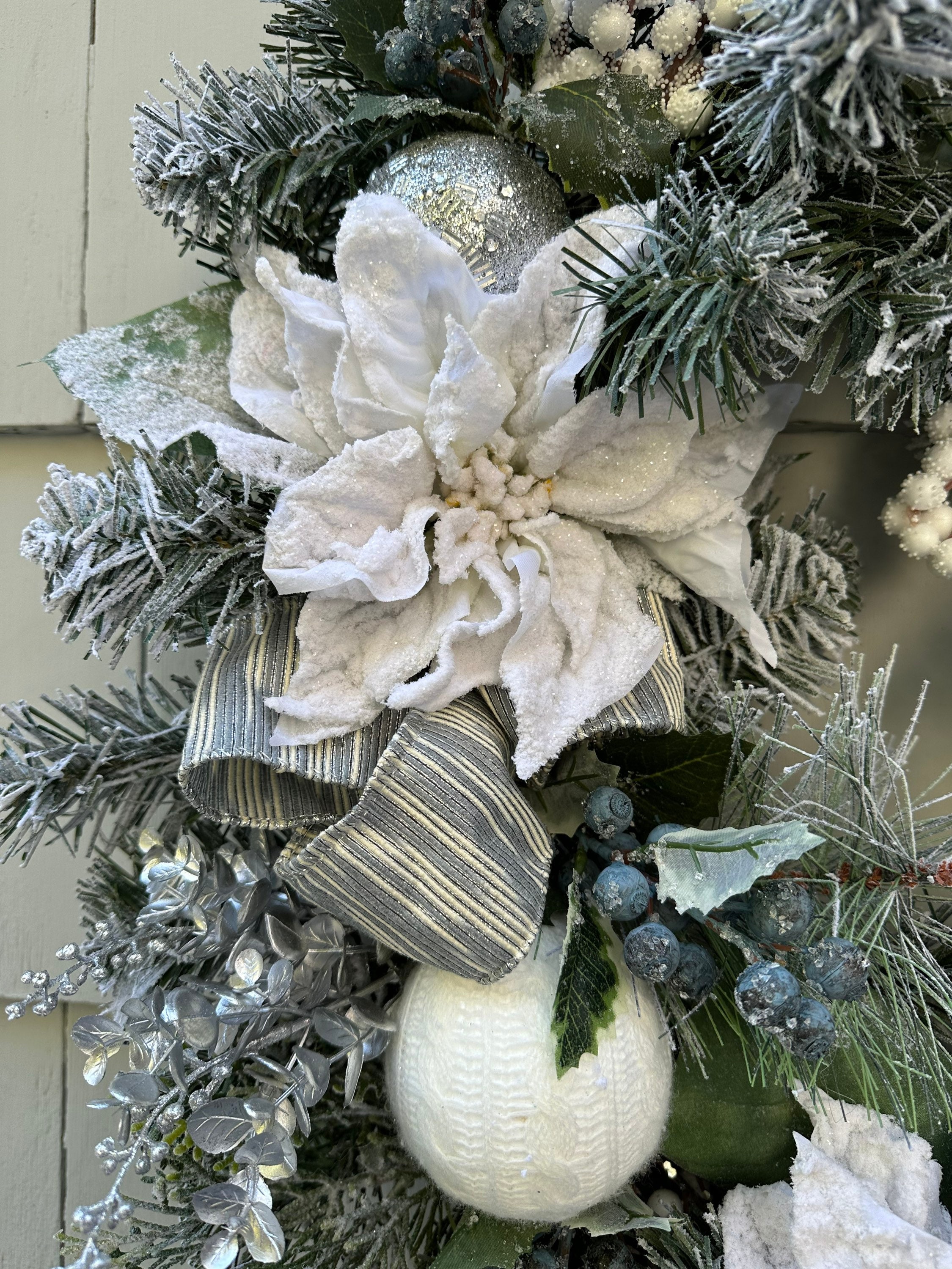 Snowy Winter Wreath. Flocked White Poinsettias With Snow Dusted Greens ...