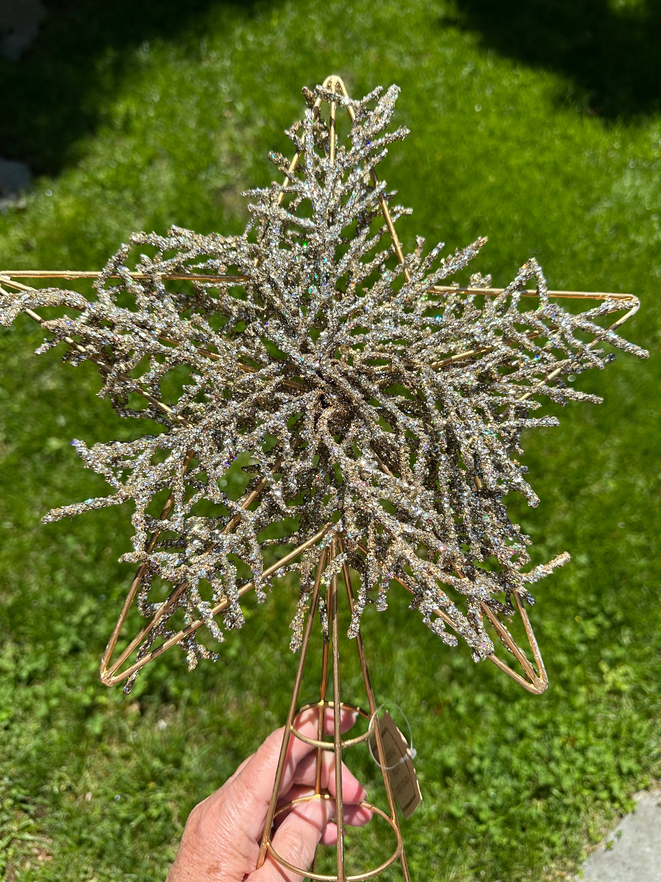 Large Gold Star Christmas Tree Topper. Wire Star Topper With Sparkly ...