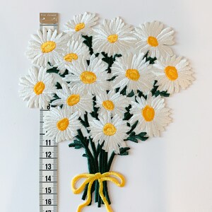 Daisy Large Iron-on Patch Daisy Flower Bouquet Embroidered - Etsy