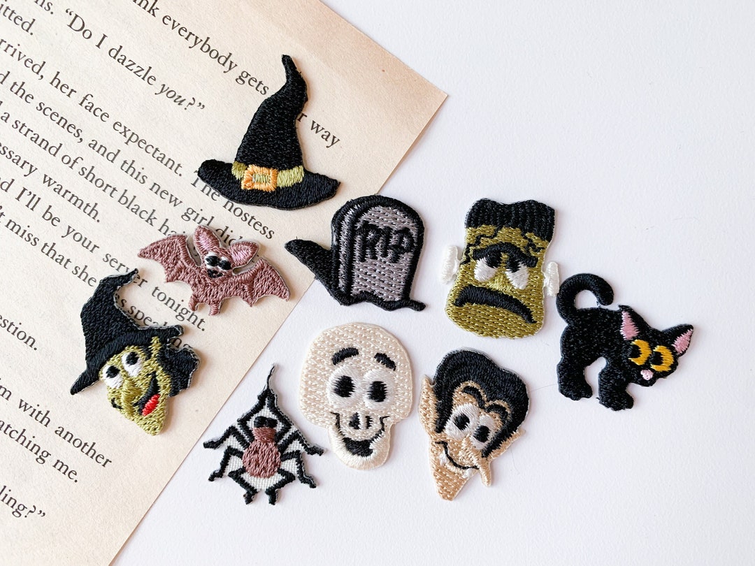 Set of 10 Mini Halloween Patches, Halloween Craft, Embroidery DIY ...