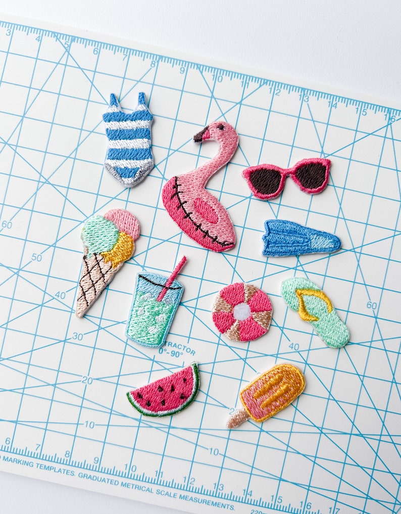 Set of 10 Mini Summer Fun Iron-on Patch, Retro Summer Floaties Ice ...