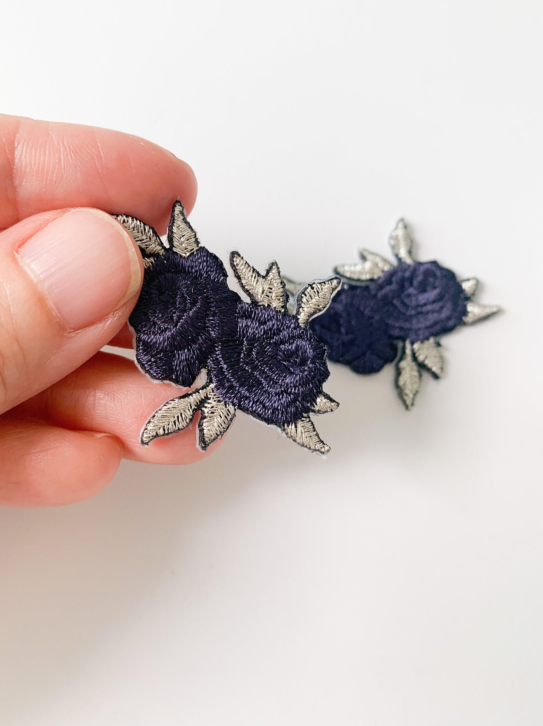 Embroidered Luck Iron - On Sewing Patches Elegant Black Rose Iron-On ...