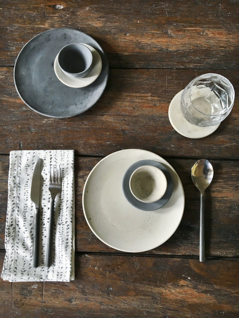 Round Natural Unpigmented Concrete Serving Platter Plate - Etsy