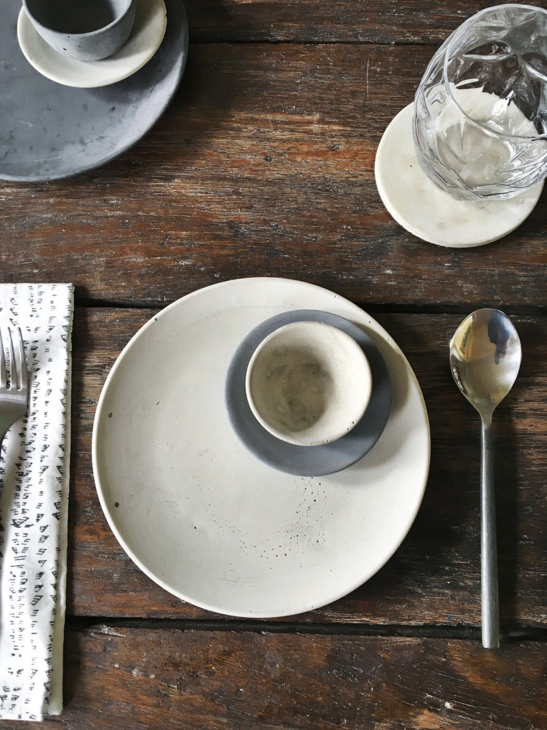 Round Natural Unpigmented Concrete Serving Platter Plate - Etsy