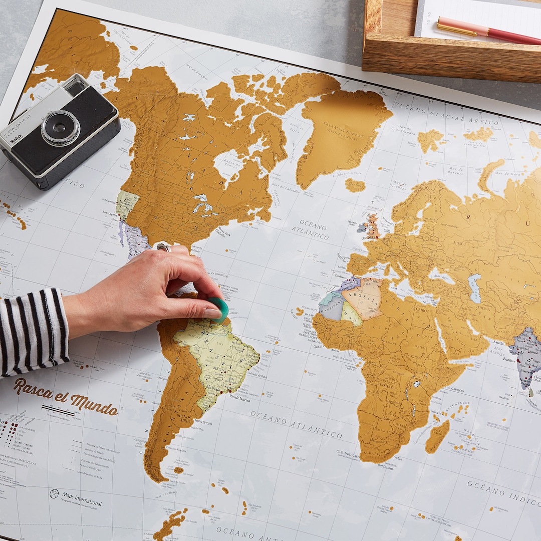 Scratch the World ® - Spanish Language Map Poster - Scratch off Your ...