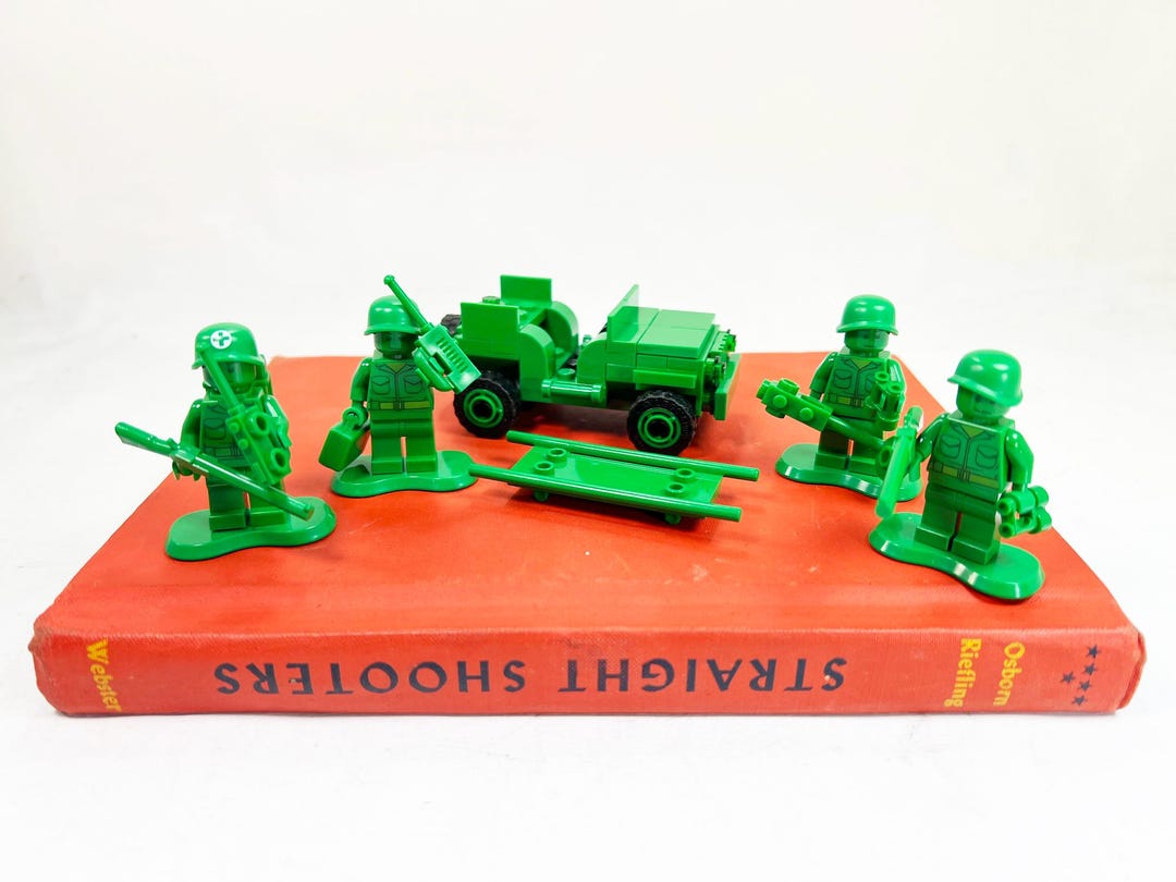2002 LEGO 7595 Toy Story Army Men on Patrol Complete Green Mini ...