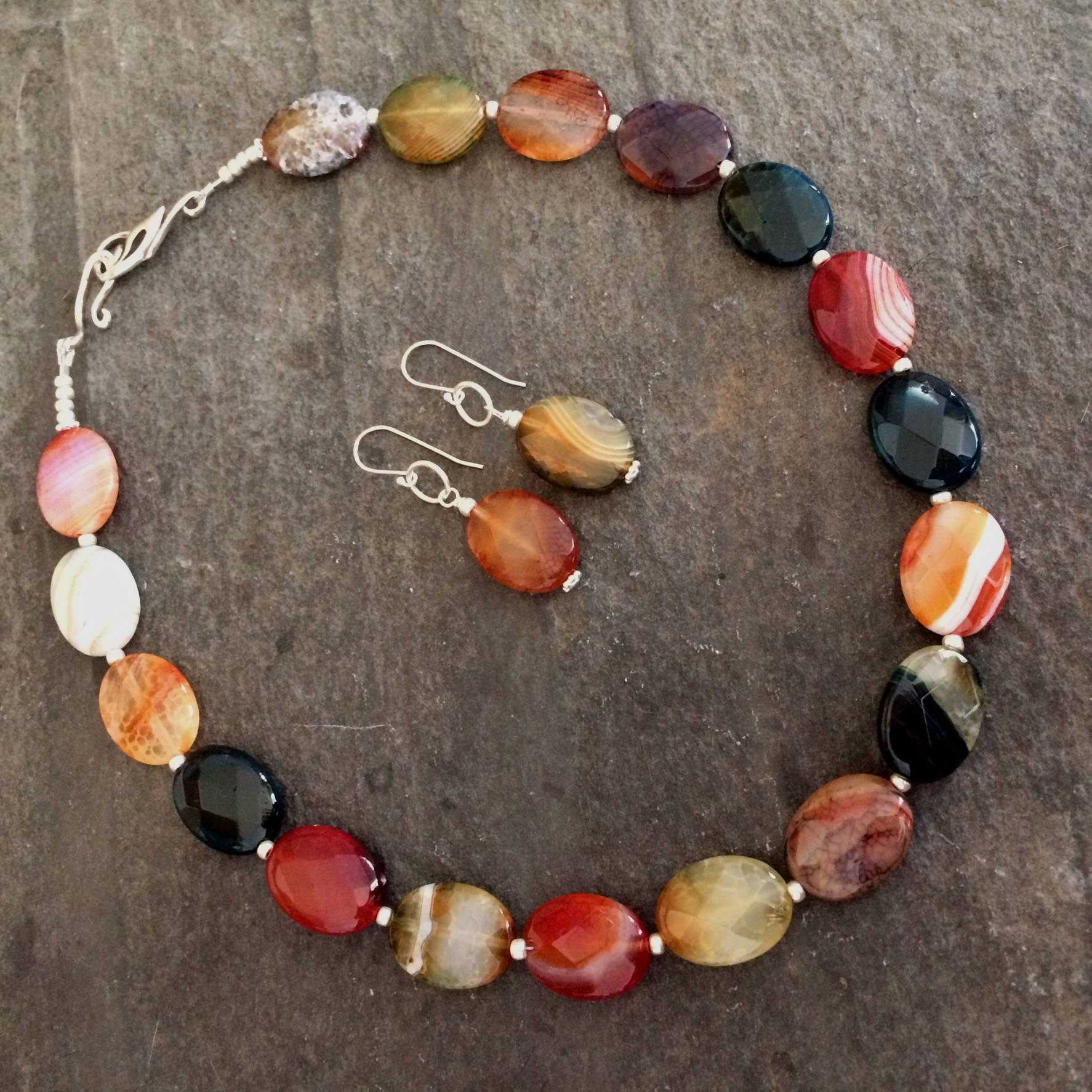 Chunky Agate gemstone necklace and earrings in autumn colours with ...