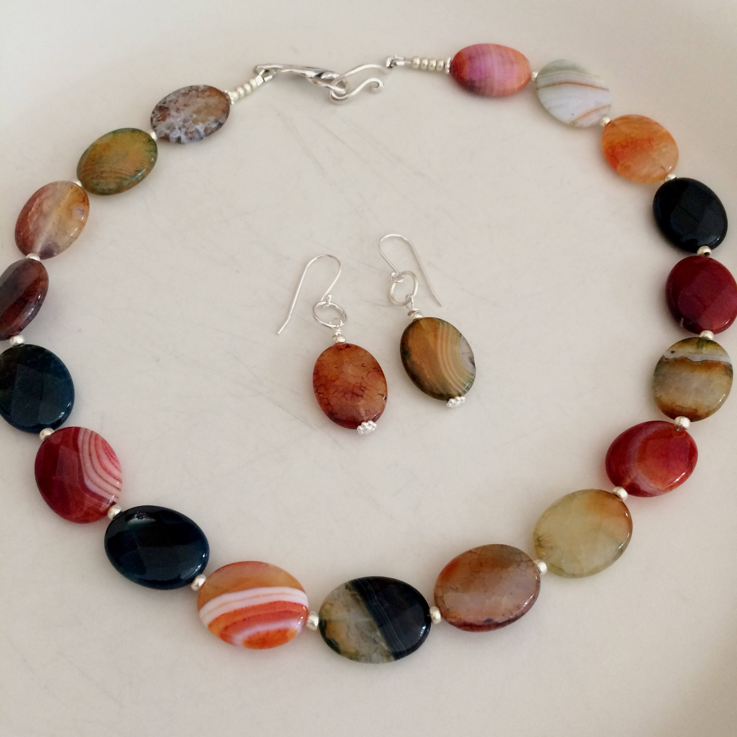 Chunky Agate gemstone necklace and earrings in autumn colours with ...
