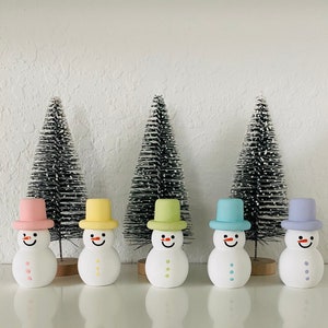 Snowman Figure. Peg Dolls Snow Man. Small 1.42x2.65 In - Etsy