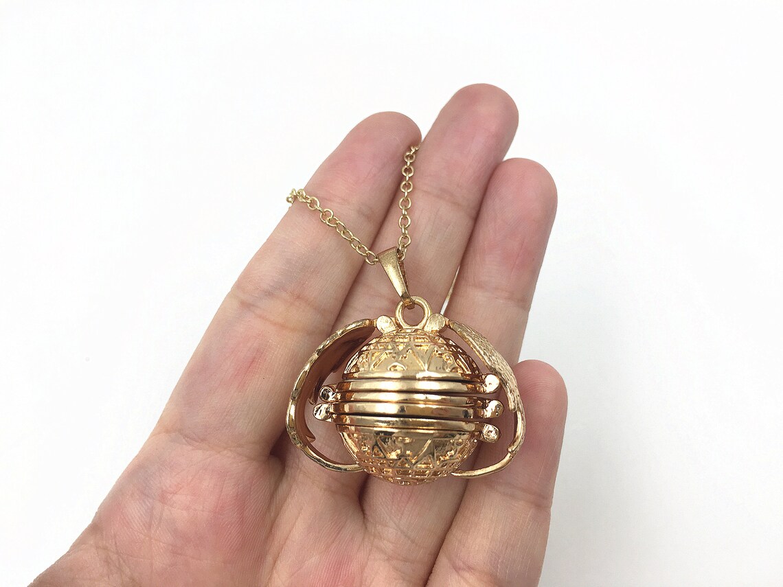 4 Photo Locketfamily Locketmulti Photo Locket Necklacefour | Etsy