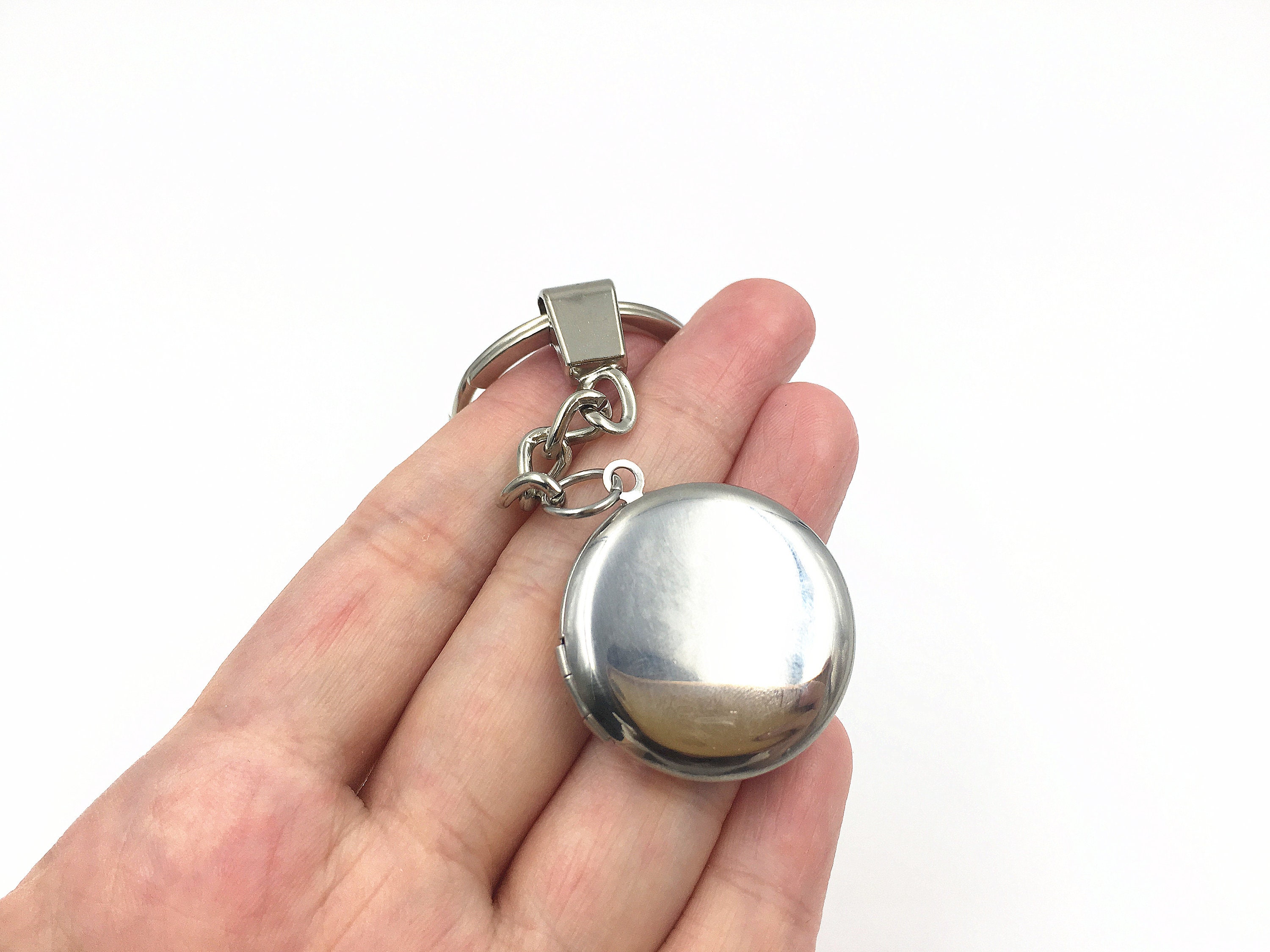 Locket Keychainlocket Keychain With Photophoto Locket - Etsy Canada